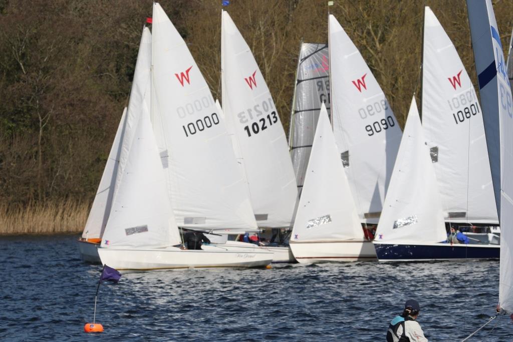 Multisail Start – Rollesby Broad Sailing Club